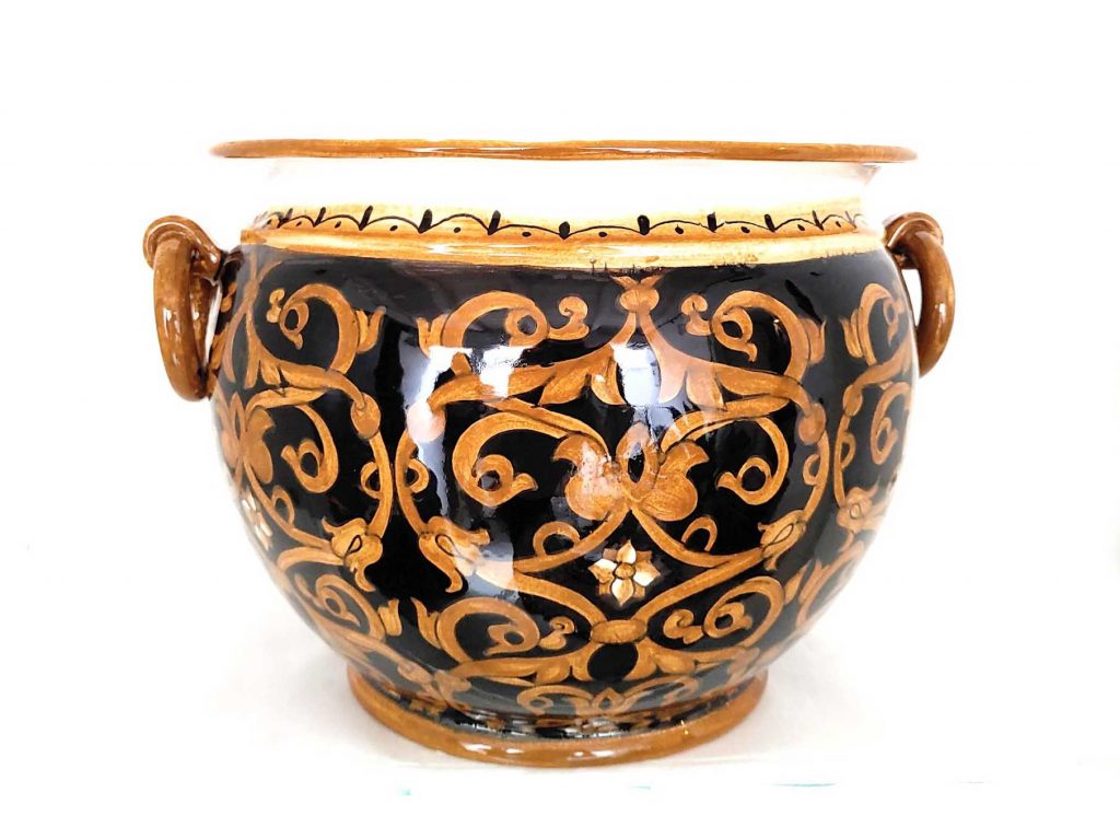 Vase with baroque design on dark background | Bacheca Praiano